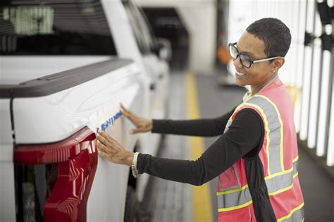 Ford To Triple The Production Of F 150 Lightning Truck Ford To Triple The Production Of F 150 Lightning Truck