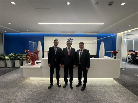 ЗТХЯ ны Төрийн нарийн бичгийн дарга С Батболд БНХАУ д ажиллалаа