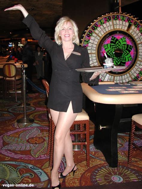 Cocktail Waitress Outfits Las Vegas At Gary Roof Blog