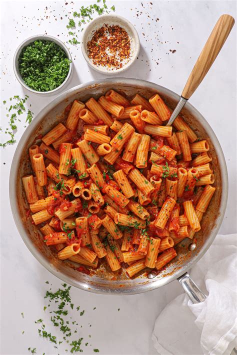 Penne Arrabiata Klassisk Pasta Allarrabbiata Med Tomat Og Chili
