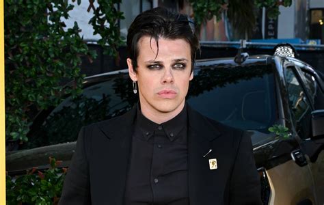 Yungblud Singer Wiki Bio Age Height Weight