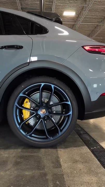 2023 Cayenne Turbo Gt In Arctic Grey With Satin Deep Sea Blue Wheels