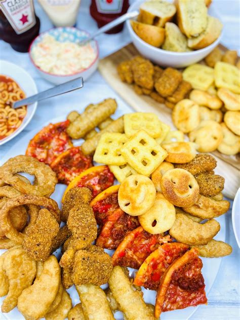 How To Make British Tapas Daisies Pie