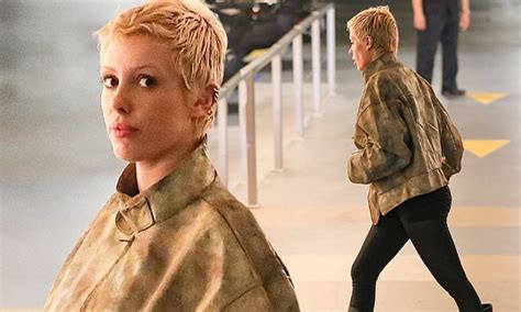 Bianca Censori Latest News Views Gossip Photos And Video Daily Mail Online