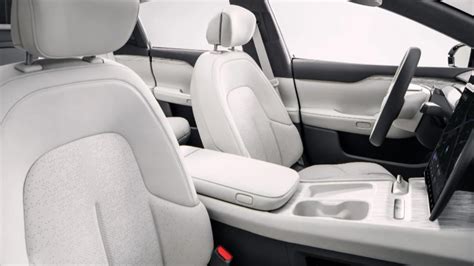 Nio Et7 653hp Premium Electric Sedan