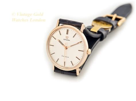 Vintage Omega Genève Cal 601 9ct 1970 Vintage Gold Watches