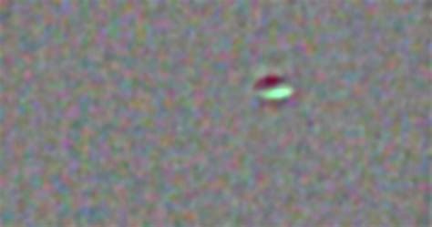 Python How To Detect An Object From Image Where The Object And Background Have Very Similar