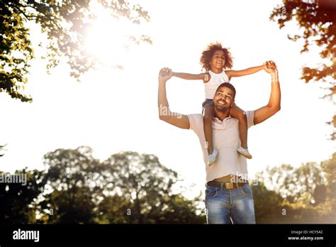 Papa Tochter Fotos Und Bildmaterial In Hoher Auflösung Alamy