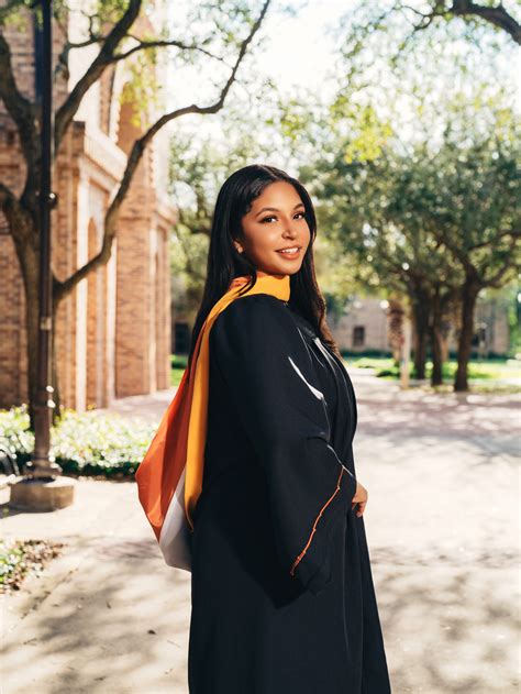 Amanda Garza Registered Dietitian Nourish