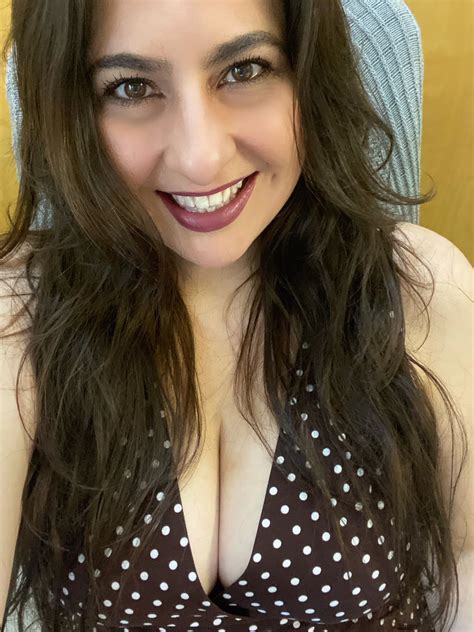 Mexican MILF Big R Milf