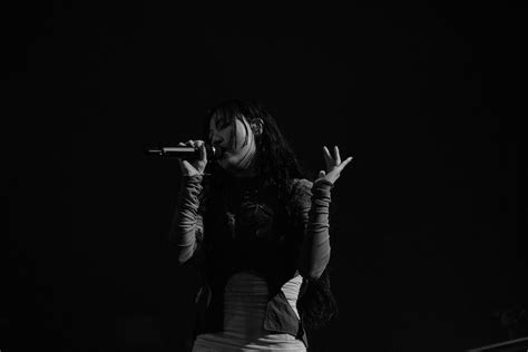 Eill 「時間って沢山あるように見えてあっという間に過ぎてしまうから、そのみんなの大切な時間を今日私のライブを観に来ることに選んでくれて本当に嬉しい」約2年ぶりの全国ツアーを完走したeill