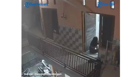 Viral Terekam Cctv Coba Cabuli Mahasiswi Begini Keseharian Dosen Mesum