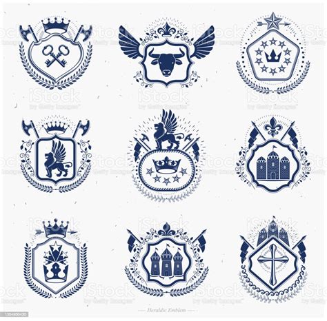 복고풍 빈티지 휘장 벡터 디자인 요소입니다 무기 컬렉션의 코트 벡터 세트 문장에 대한 스톡 벡터 아트 및 기타 이미지 문장 성 건축물 창 Istock