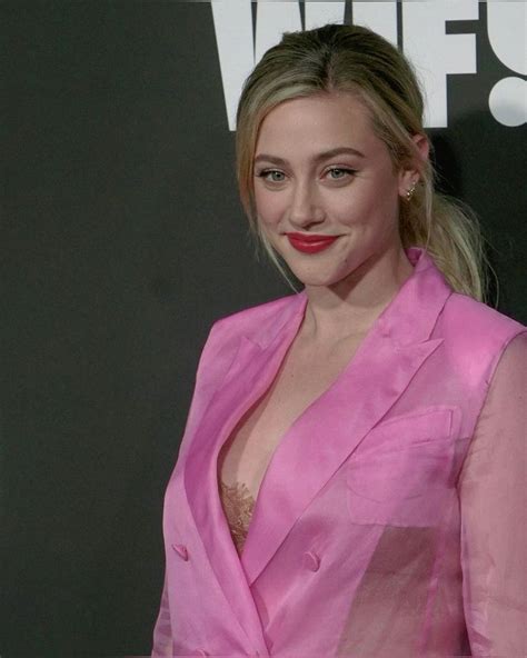 Lili Reinhart November 2023 Max Mara Wif Honors