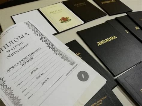 Фалшиви дипломи за висше образование в Шумен вървели между 2000 и 2500 лв