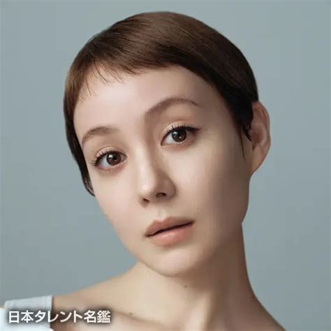 トリンドル 玲奈