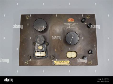 This Is A Voltmeter By Leeds And Northrup Co With A Wood And Brass