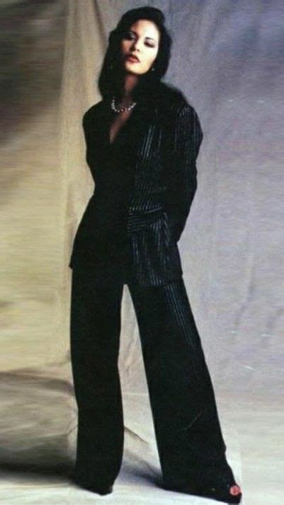 Pin By Divine Goddess On Selena Quintanilla Selena Quintanilla Outfits Selena Quintanilla