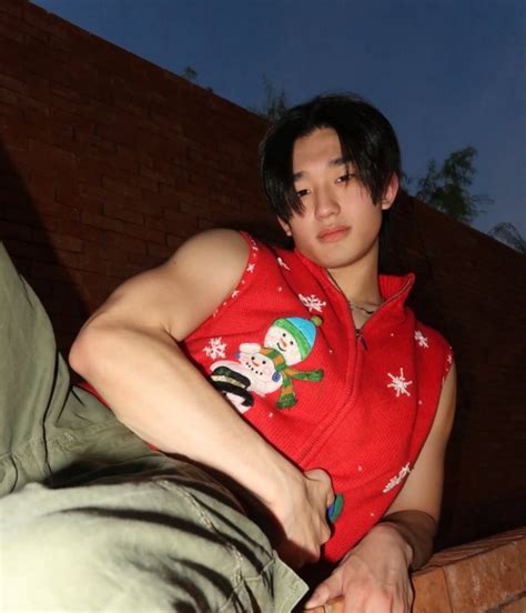 รู้จัก ทีเค ธนกฤต ขอยุติบทบาทเป็นศิลปินฝึกหัด เนื่องจากเหตุผลนี้