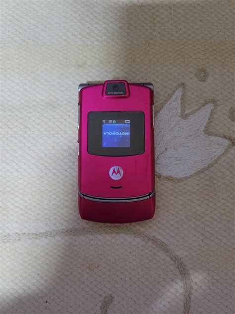 모토로라 레이저 핑크 소장폰 헬로마켓