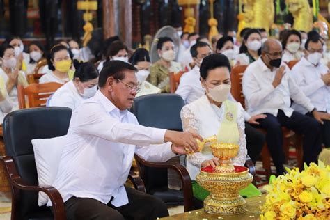 ឯកឧត្តម គង់ សោភ័ណ្ឌអភិបាលខេត្តកណ្ដាល បានចូលរួមក្នុងពិធីកាន់បិណ្ឌវេនទី១០