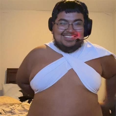 Yo Pleasseee Buy My Clothes Theyre Not Even Depop