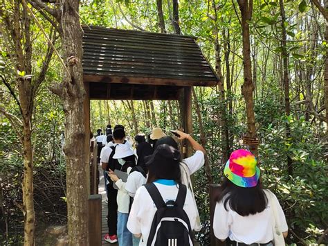 😁วันหยุด แต่พวกเราไม่หยุดเรียนรู้😁 นิสิตเอกคู่วิทยาศาสตร์ คณะศึกษาศาสตร์ มศว ชั้นปีที่ 2 ศึกษา