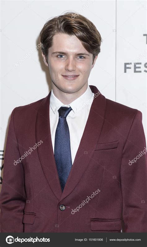Eugene Simon Game Of Thrones Recap Who Has A New Secret Weapon To Win