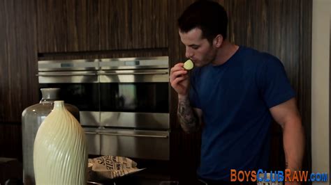 Muscly Stud Gets Railed Bareback