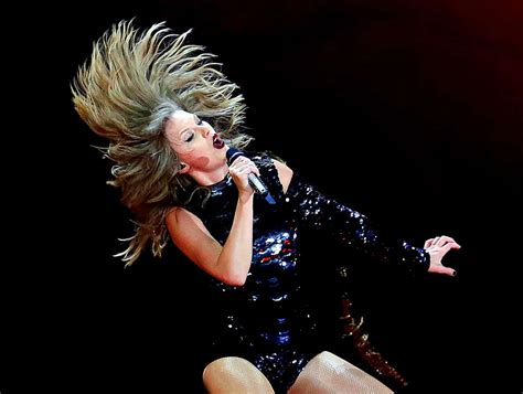 Taylor Swift Flipping Someone Off