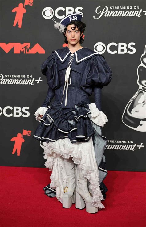 The Best Dressed Celebrities At The Vmas 2025