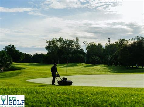 Choosing Golf Course Maintenance Equipment That Boosts Efficiency