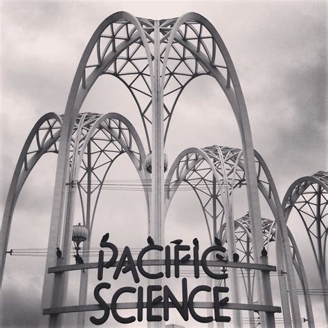 Light The Lamp — And The Arches Seattle Landmark Will Put On Display To Celebrate Kraken Hockey