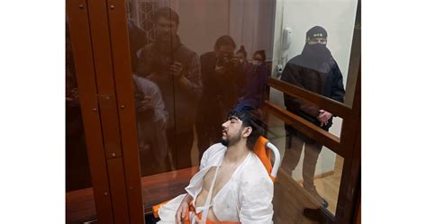 Обвинените за атентата в Москва остават в ареста двама се признаха за виновни Снимки