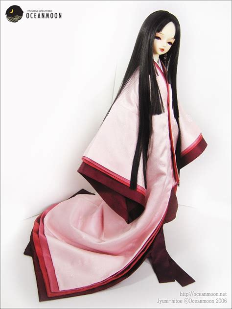 A Ball Jointed Doll Dressed In Junihitoe Layer By Layer Heian Era Japanese Dolls Doll Dress