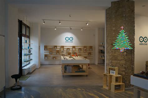 Erster Arduino Maker Store In Berlin Brick R Knowledge