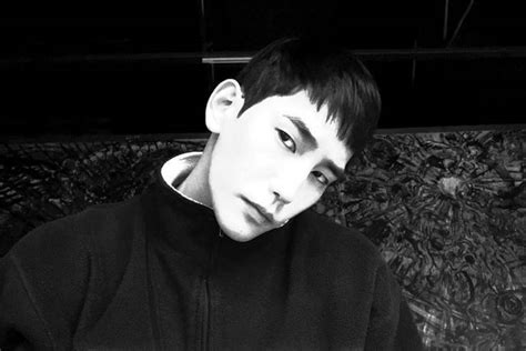 장발 헤어 자른 육준서  인스티즈 Instiz 이슈 카테고리