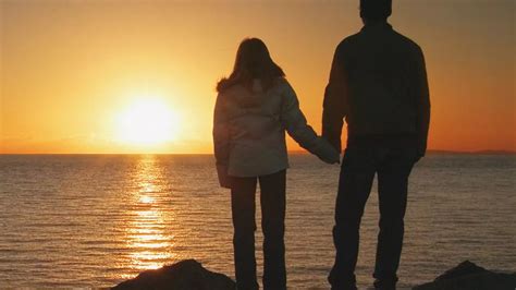 Teenager Loses Virginity To Her Estranged Dad And Now Plans To Marry Him World News Mirror