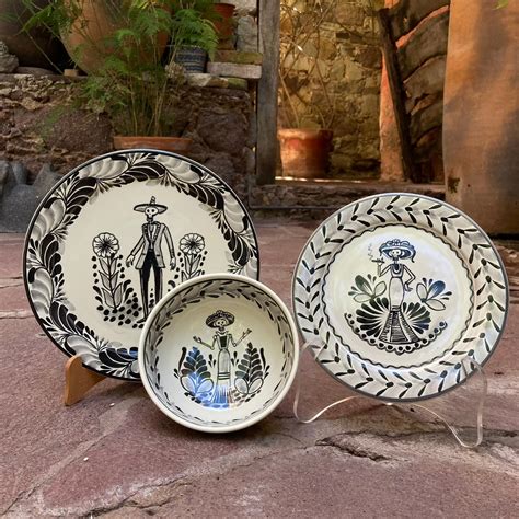 Mexican Ceramics Catrina And Catrin Dish Set Of 3 Pieces Black And White