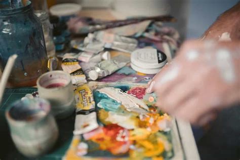 Do I Need A Solvent For Oil Painting