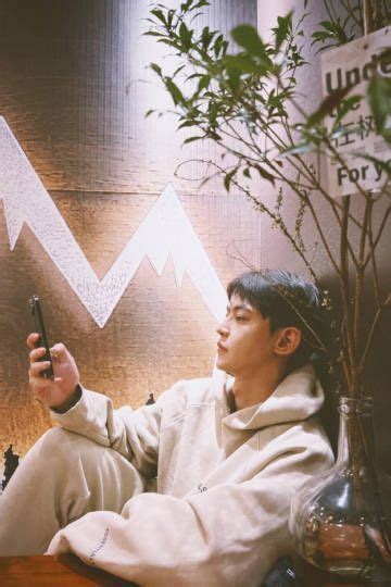 Pin By Tú Cẩm On Tang Xiao Tian Đường Hiểu Thiên Scenes Twitter Fictional Characters