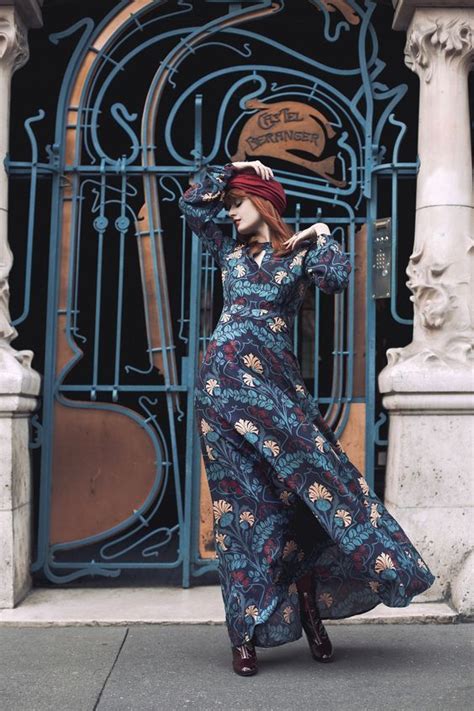 Pin By Wendy Bright On Line Art Nouveau Art Nouveau Fashion