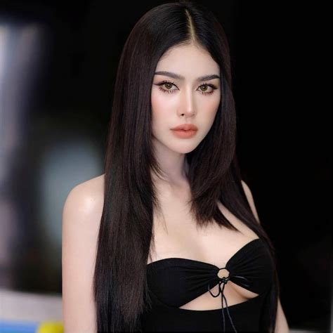 អាចារ្យ ធំ និងសិល្បករជាច្រើនចេញមុខរិះគន់រឿង”ស្នេហាល្ង់ង់ល្ងង់