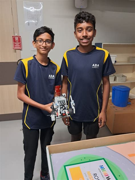 Roboticktic Simon 12