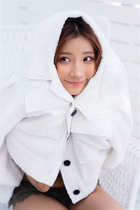 Fempassグラビア部 第十四回 ミニマムダイナマイトボディ・葉月あやさん＜後編＞ Fempass（フェムパス）