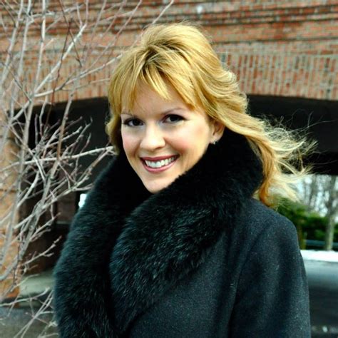 Sara Botkin Soprano Short Biography