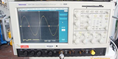 Tektronix Dpo 7104 4ch 1ghz 1gsa S Digital Phosphor Oscilloscope Technology