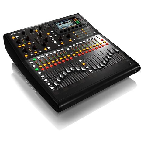 Цифровой микшерный пульт Behringer X32 PRODUCER (арт.X32 PRODUCER ...