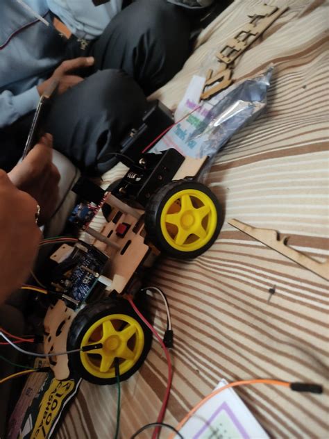 Buy PotliBABA DIY WD In Obstacle Avoiding Line Follower Robotics Kits Science Kits For