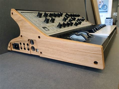 MATRIXSYNTH Moog Sub Phatty Keyboard Synthesizer With Oak Sides And Case